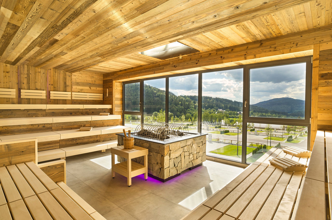 Großzügiger Spa-Bereich im Resort Hotel